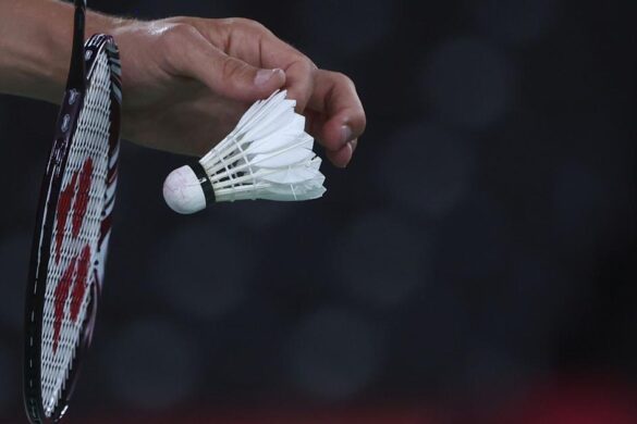 What is a Fault in Badminton? Most Common Badminton Faults – Sport ...